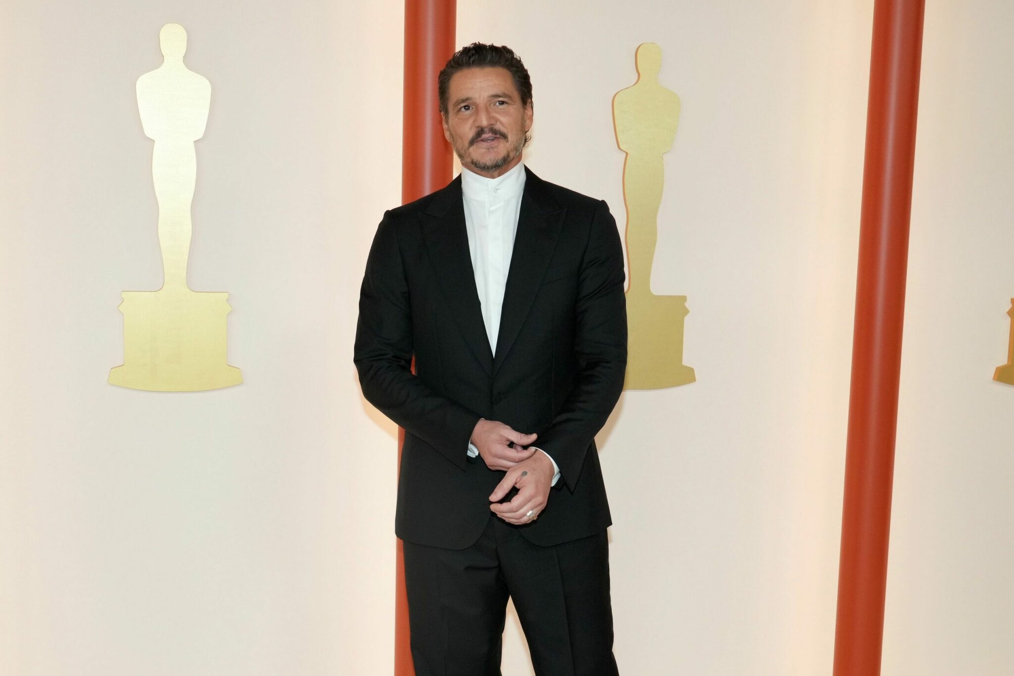 Pedro Pascal Couldn't Get Into a Pedro Pascal Exhibit Pedro Pascal Couldn't Get Into a Pedro Pascal Exhibit