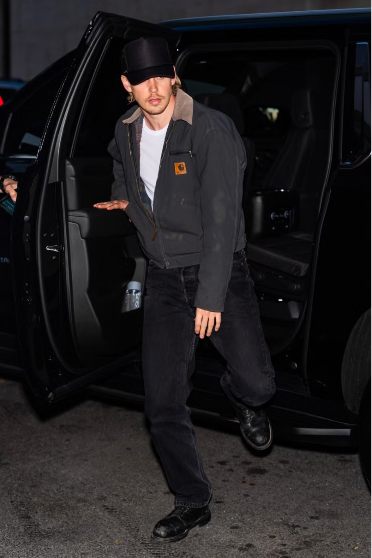 Hollywood's It boys are keeping the Carhartt Detroit Jacket alive