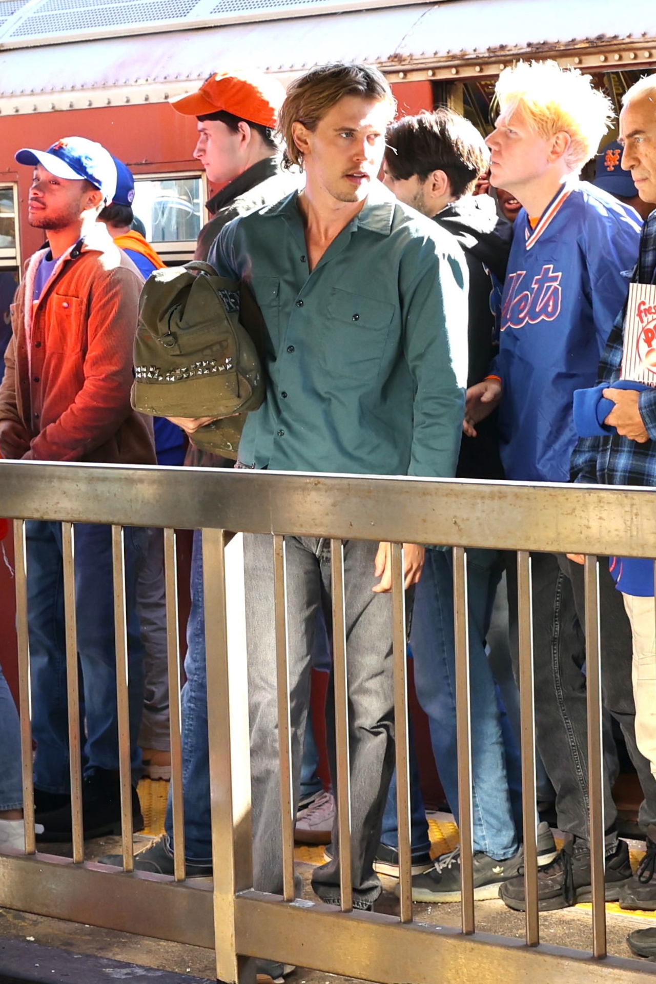 Caught Stealing Movie: All Of The Press Tour Outfits, And More