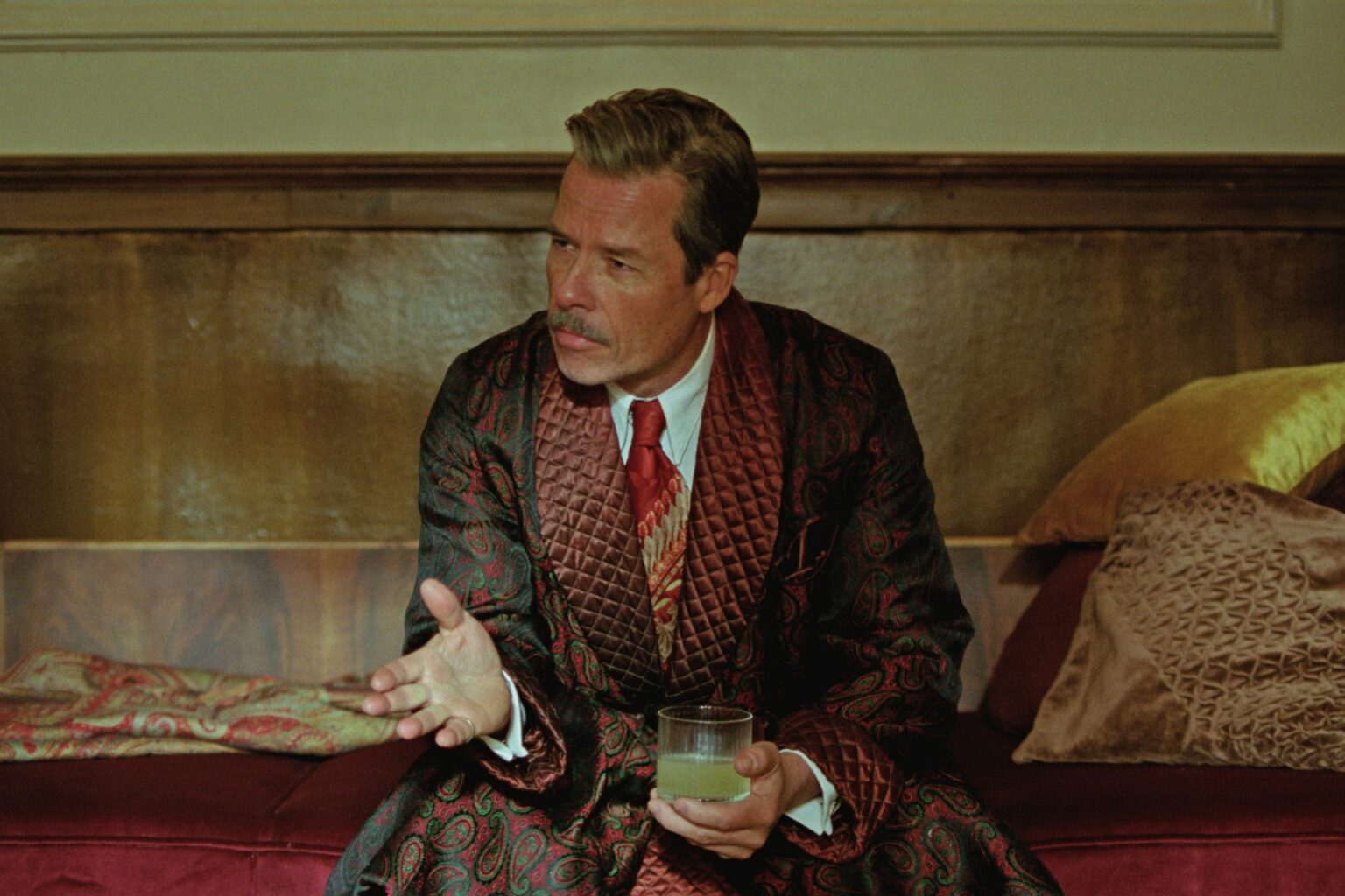 Guy Pearce's 10 Best Movies, Ranked